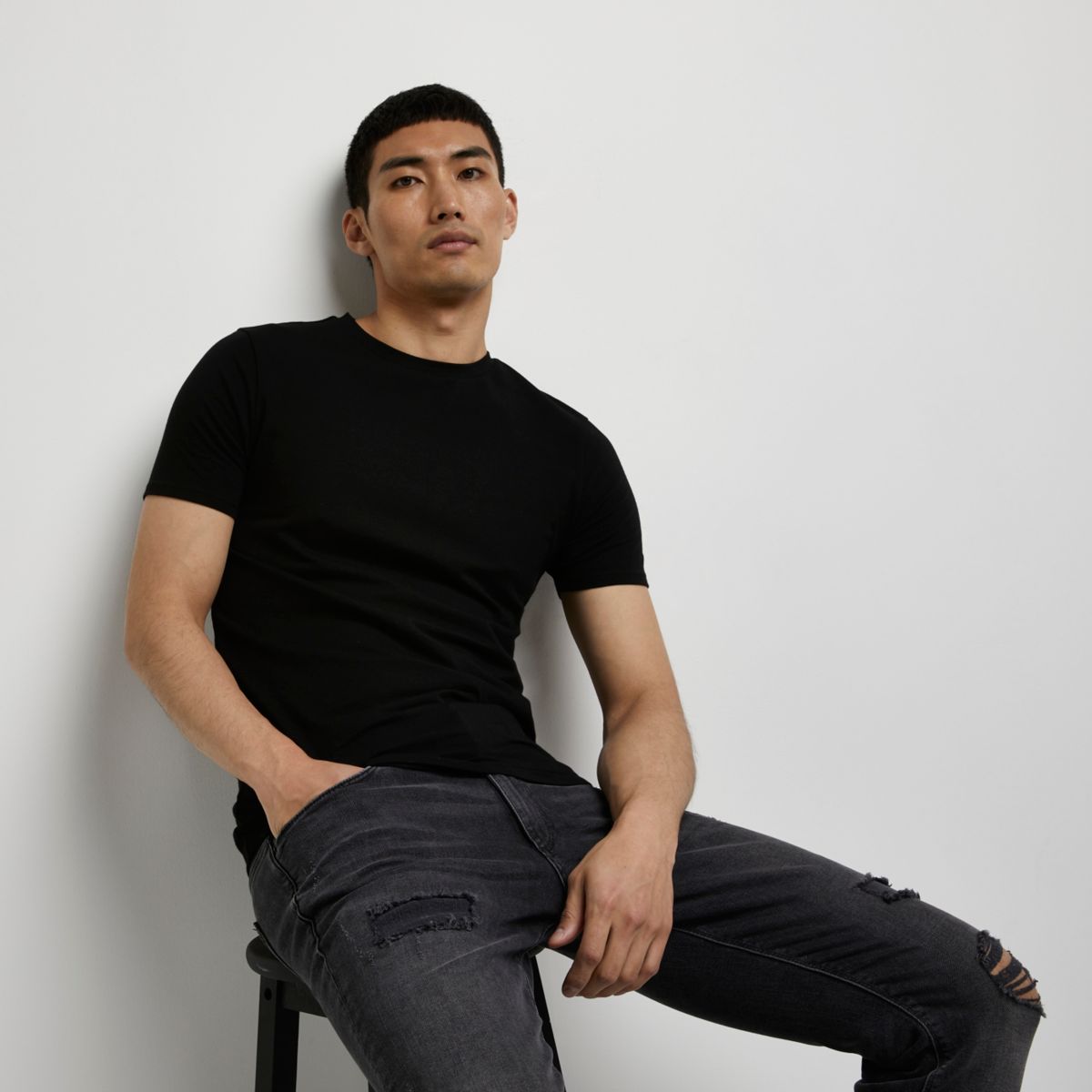 Black Muscle Fit Crew Neck T Shirt T Shirts T Shirts And Vests Men
